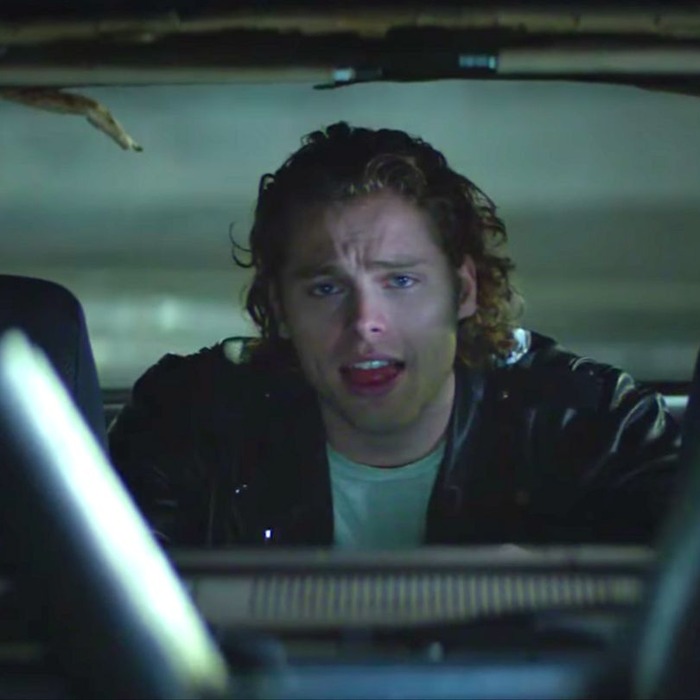 manhandle | in | Commaful