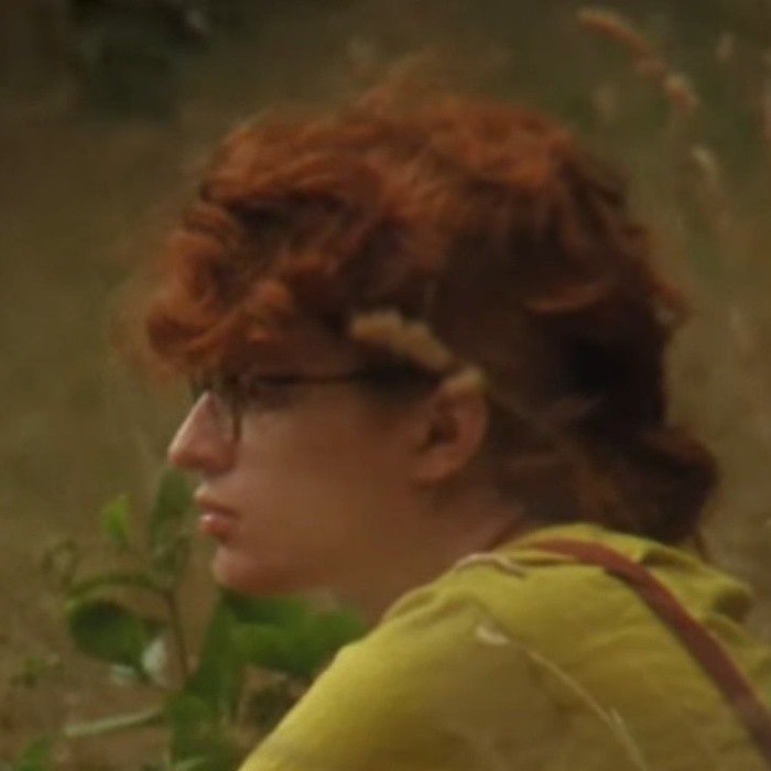 Enjoy A Few Photos Of My Boi Robin Skinner | wren | Commaful